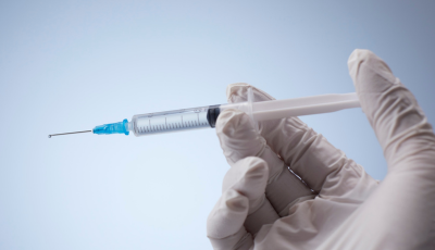 La invención de la jeringa: cómo un simple tubo revolucionó la medicina